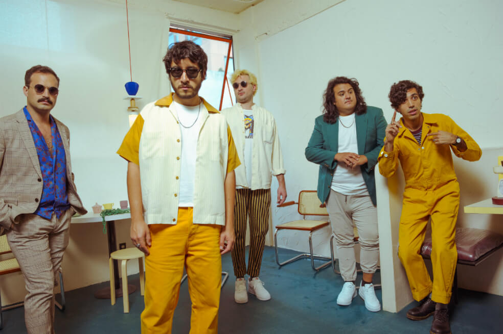 LITTLE JESUS presenta su disco de oro, ultimo disco de la trilogia ...